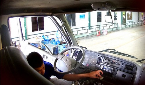 Vietnam Register disciplines corrupt vehicle inspectors in Ho Chi Minh ...